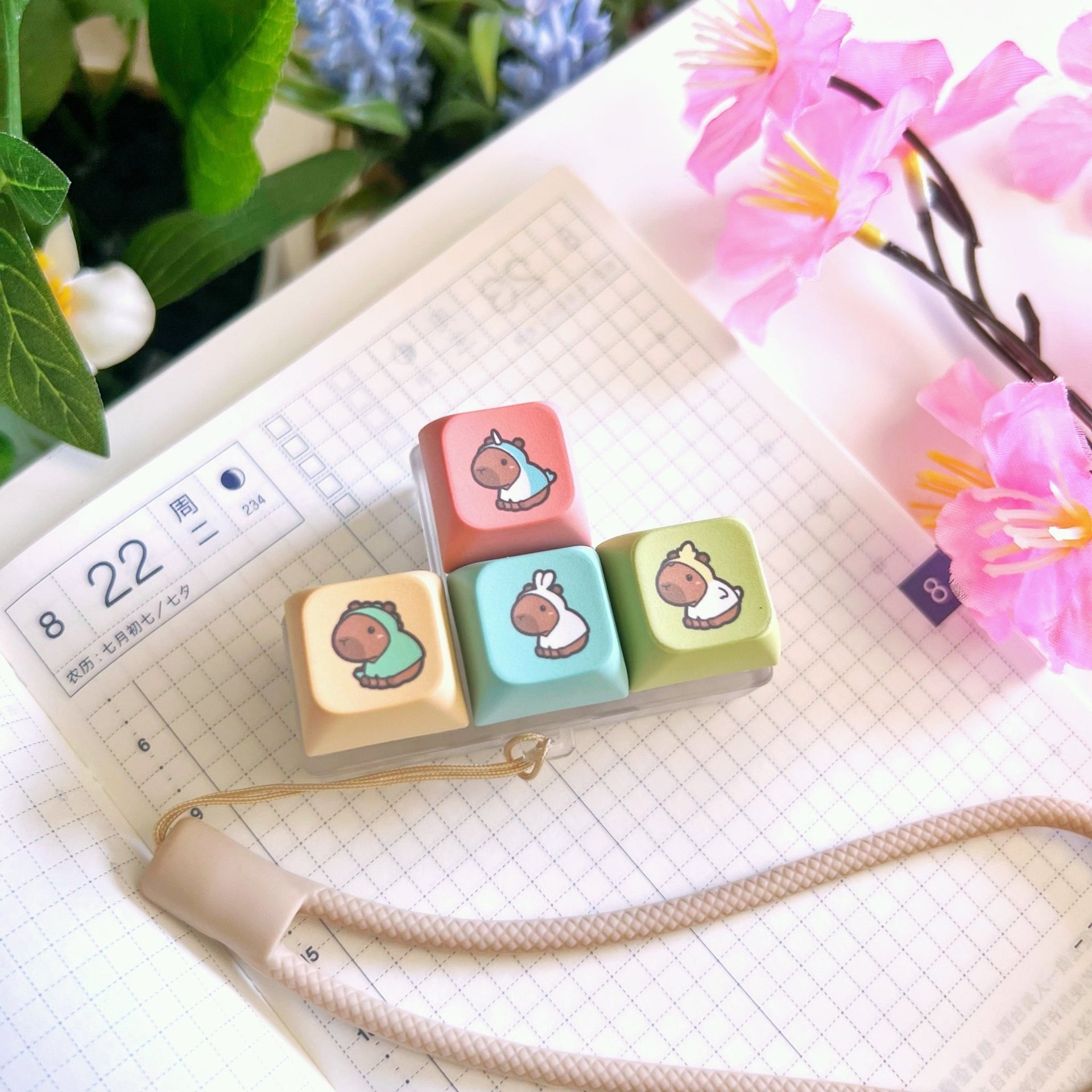 Capybara Keyboard Fidget Keychain – SumLilThings